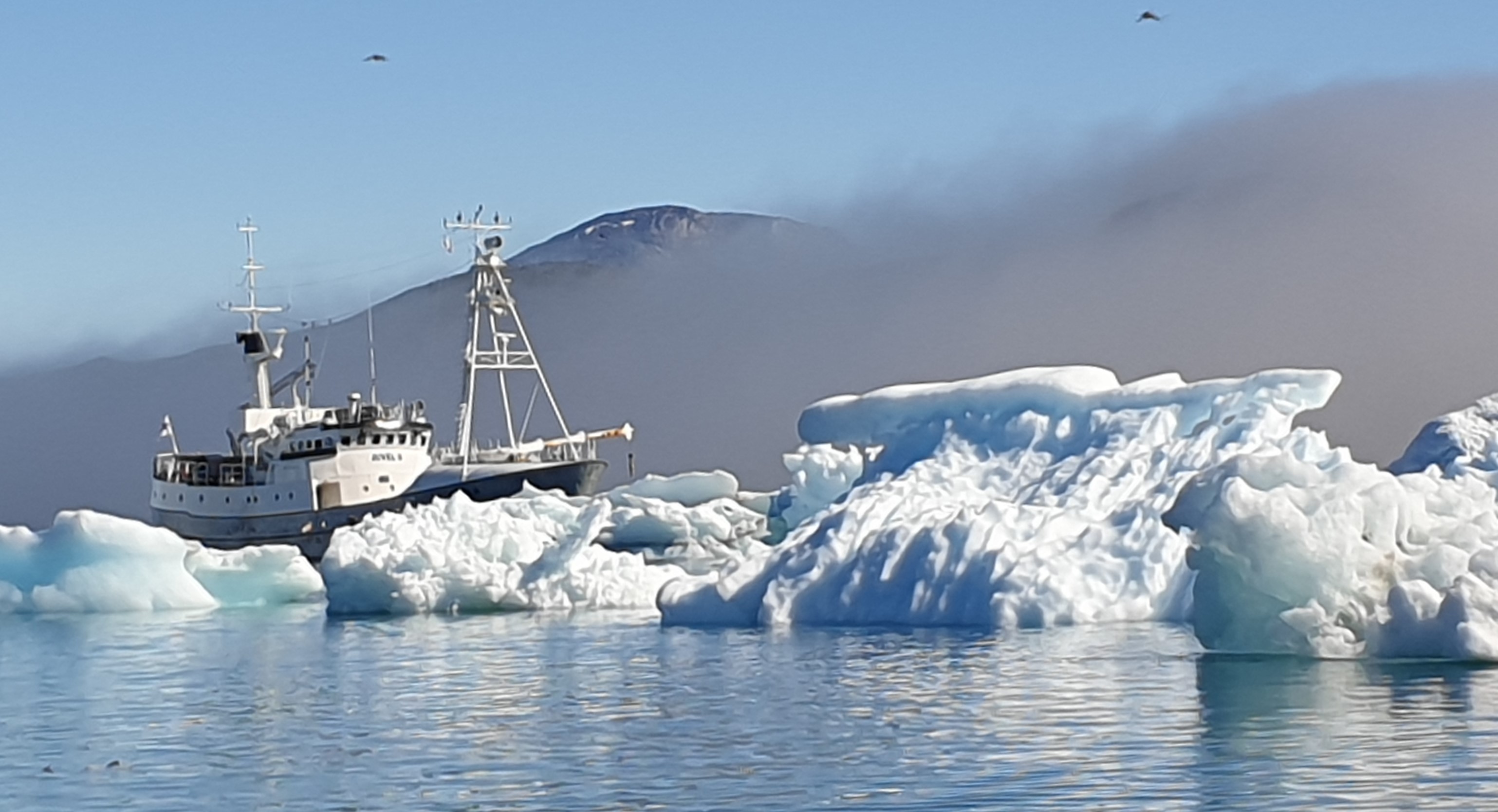 Juvel II vitjan í Ebenezer - Ebenezer